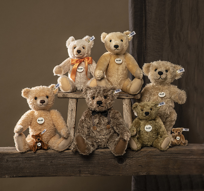 Steiff Mini Teddy Bear 028168 | Ashby Bears