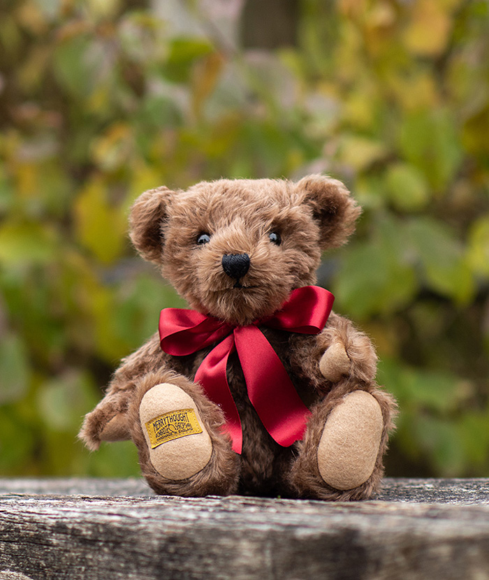 Merrythought Shrewsbury Teddy Bear SHR12CHC | Ashby Bears UK